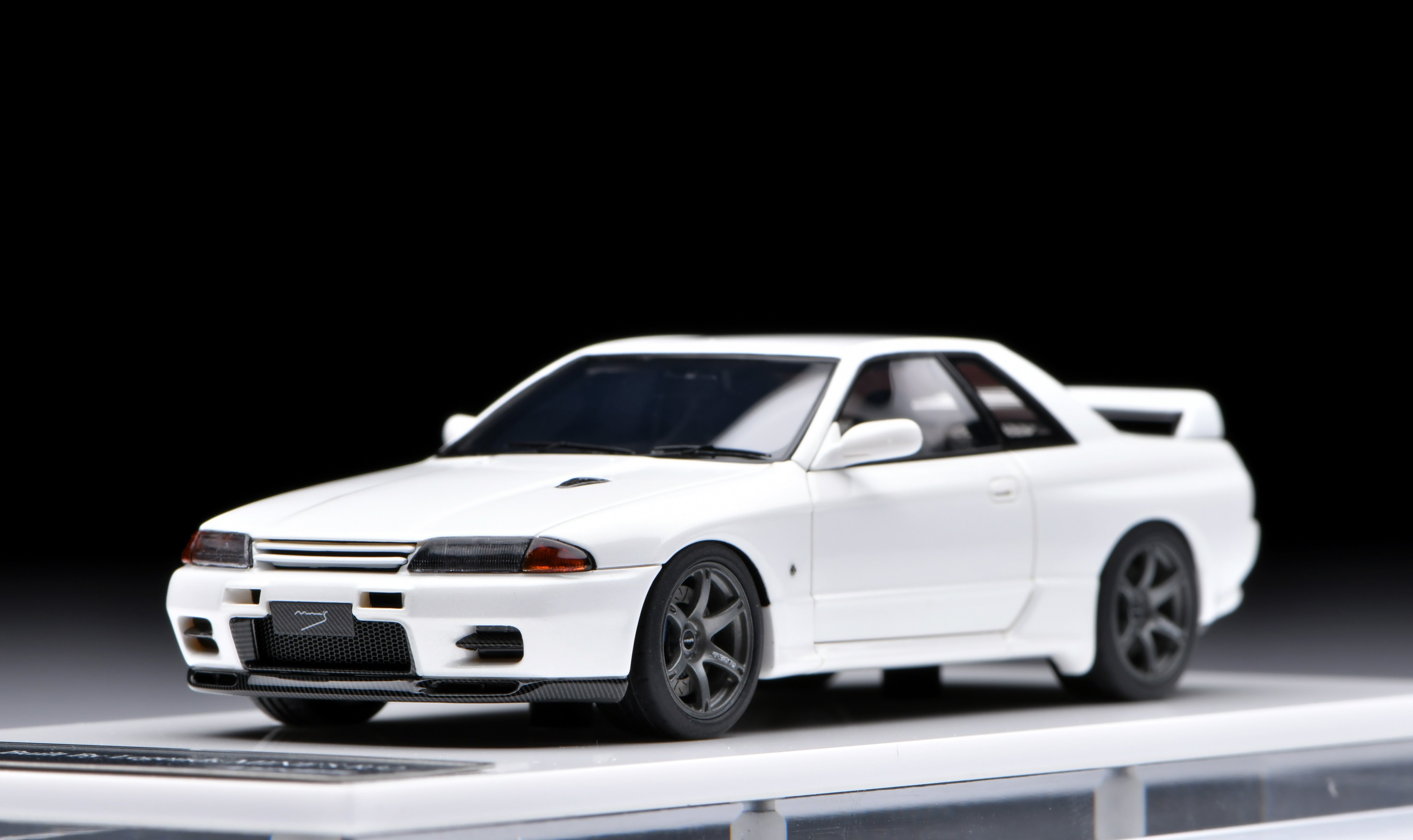 1:43 MakeUp BUILT BY LEGENDS Mine's Skyline GT-R R32 Shiranami White E ...